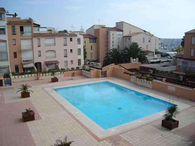 Location f2 4 personnes au Cap d'Agde (Port richelieu 2/4)